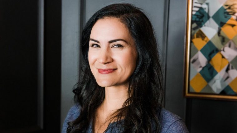 Dr. Shimi Kang | Physician | Author | Keynote Speaker