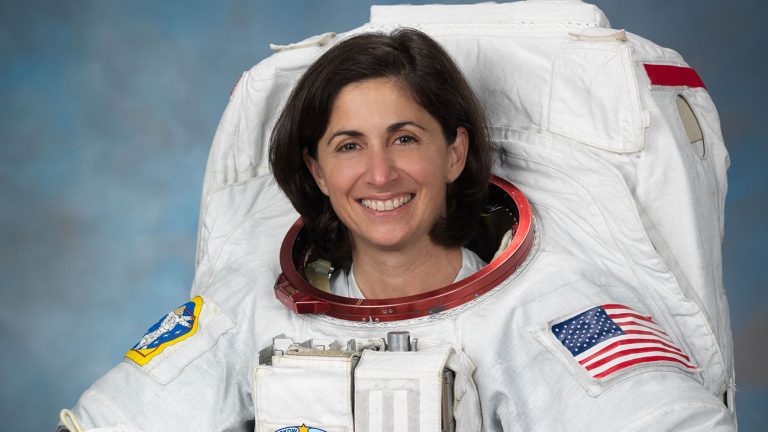 Nicole Stott | Retired NASA Astronaut