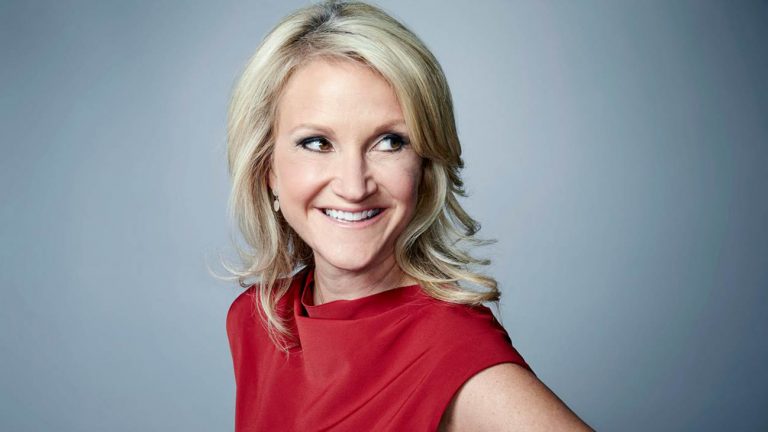 Mel Robbins Expert On Defeating Doubt Keynote Speaker